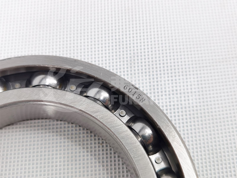 Drive Tooth Bearing For Sinotruk Fast Gearbox Truck Spare Parts 6015N ...